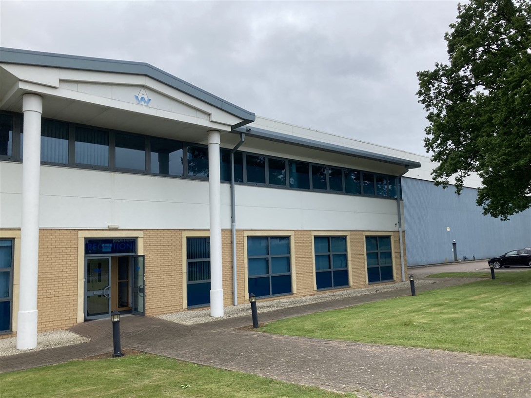 Toolmaker punches above its weight with Dugard | Dugard